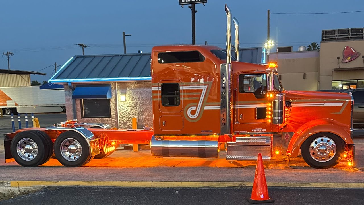 Kenworth w900 { orange crush 🍊😏} - YouTube