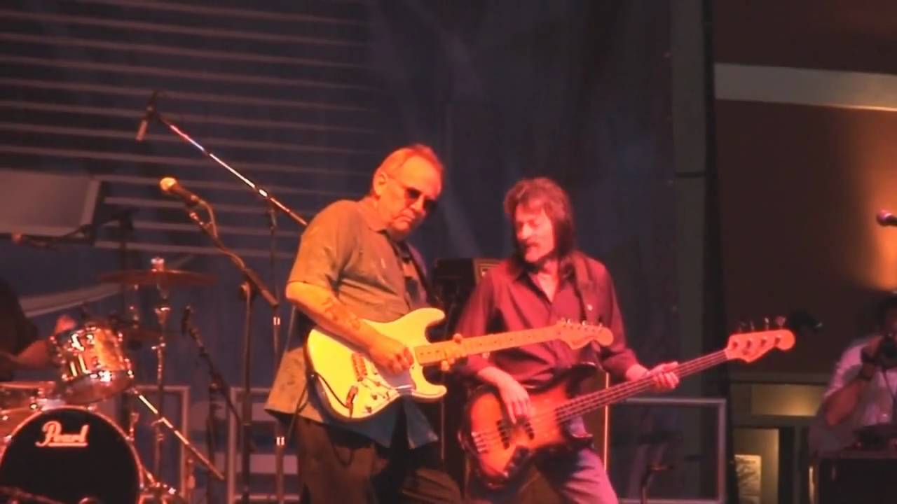 JIMMY THACKERY AND THE DRIVERS 02 - YouTube