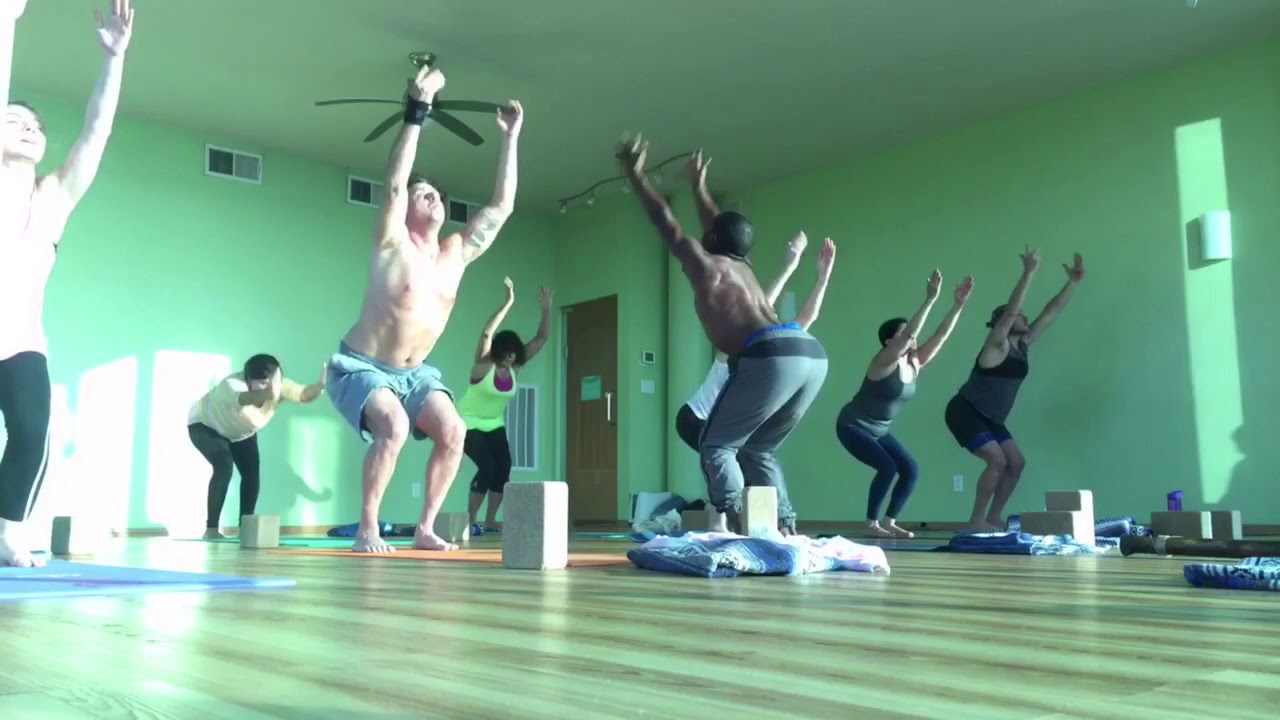 Yoga Flow with Yogi G - YouTube