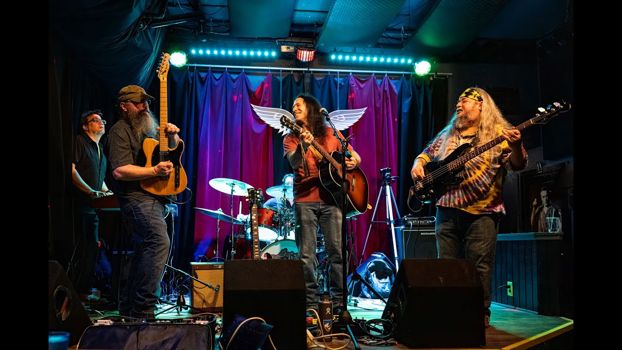 On My Way - Live @ The Skylark - YouTube