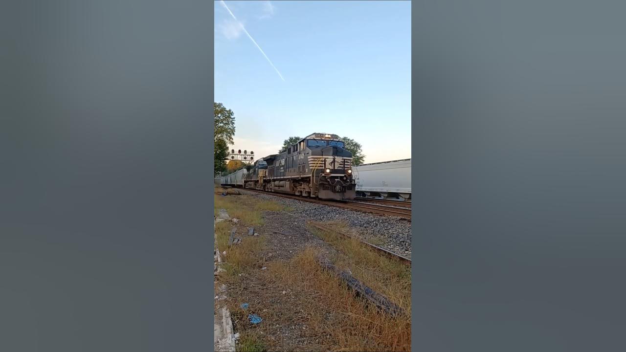 Duo Force RETURNS "Gliding down mountain" Interesting HORN!? Norfolk Southern #4142 #154 ...