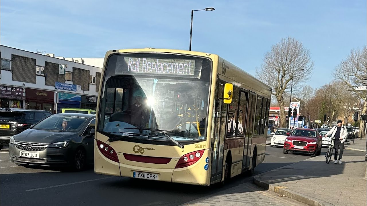 *YX11 CPK*Go Ahead London Commercial 2011Reg ADL Enviro200 - YouTube
