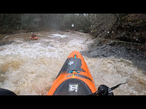 Chauga River Kayaking: PFD - YouTube
