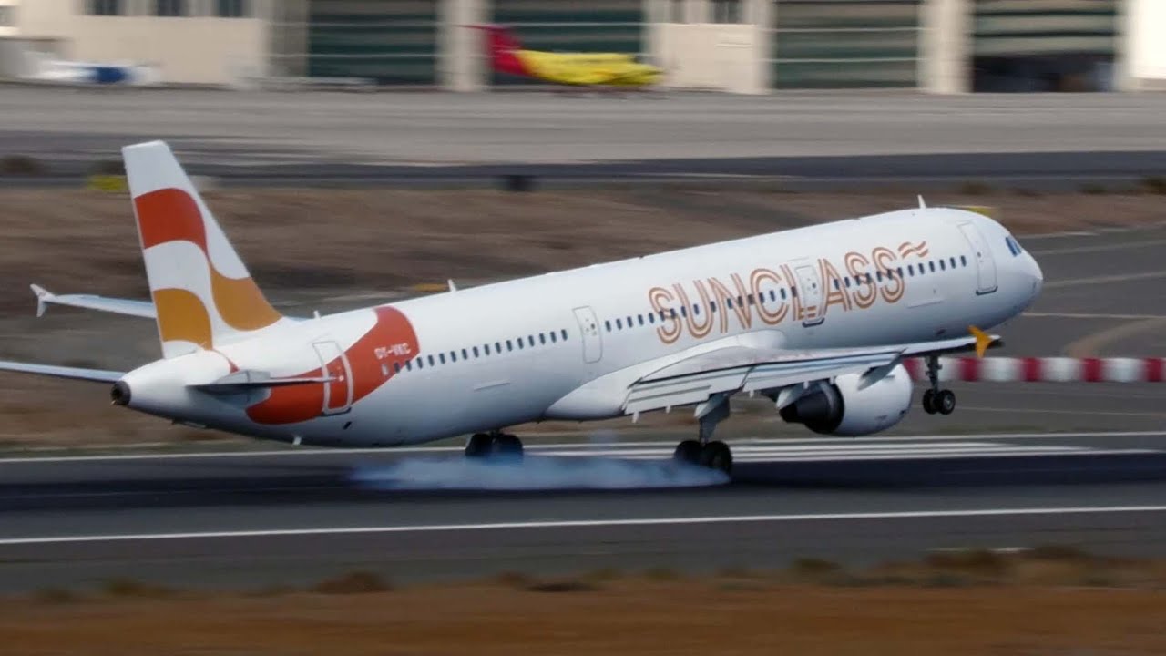 ️ Mesmerizing 4K Plane Landings at LPA Airport! 🌟 A320, 787, 757, ATR ...