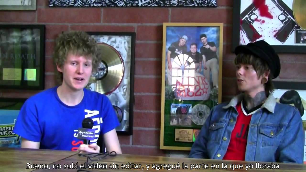 Entrevista #3 Bryan Stars a Never Shout Never (SUBTITULADA) - YouTube