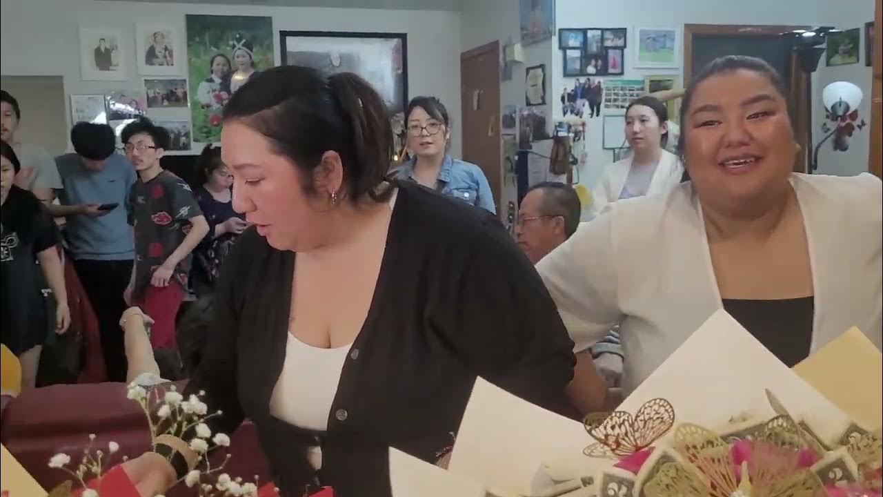 Hnub no yug niam hnub peb cov me nyuam los ua niam hnub rau peb os - YouTube