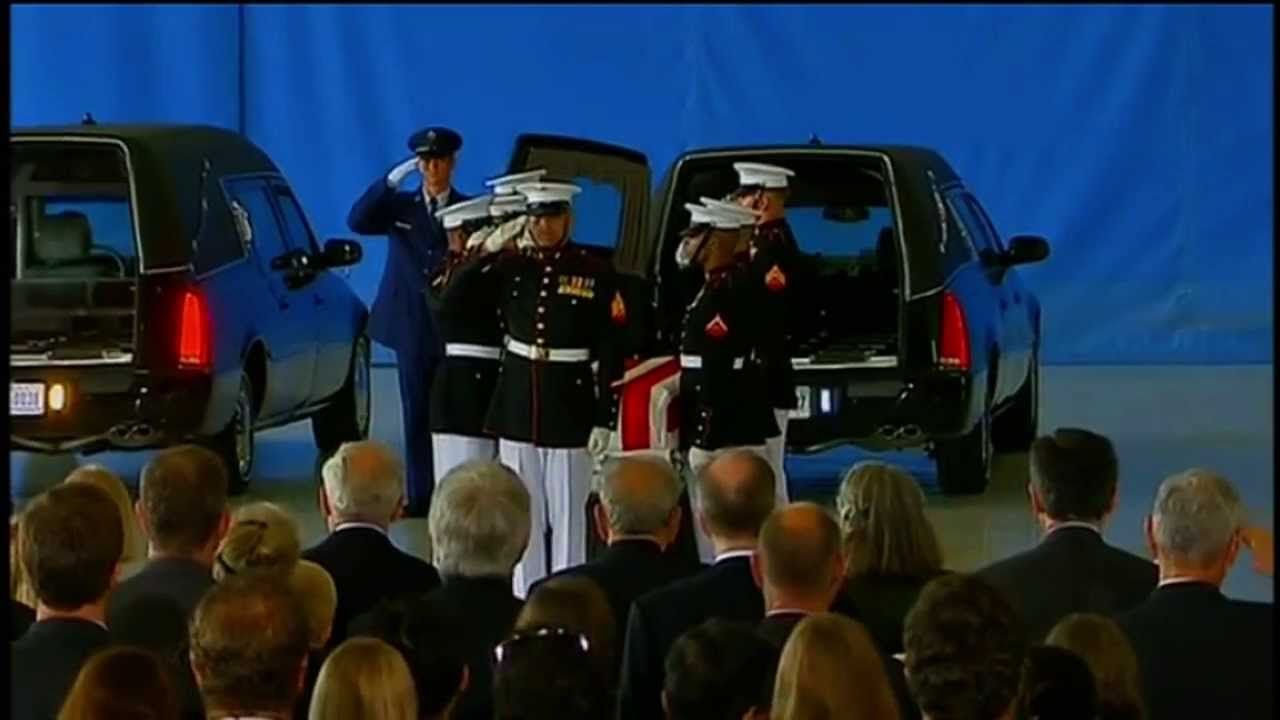 The Return of the Benghazi four to Andrews Air Force Base - YouTube