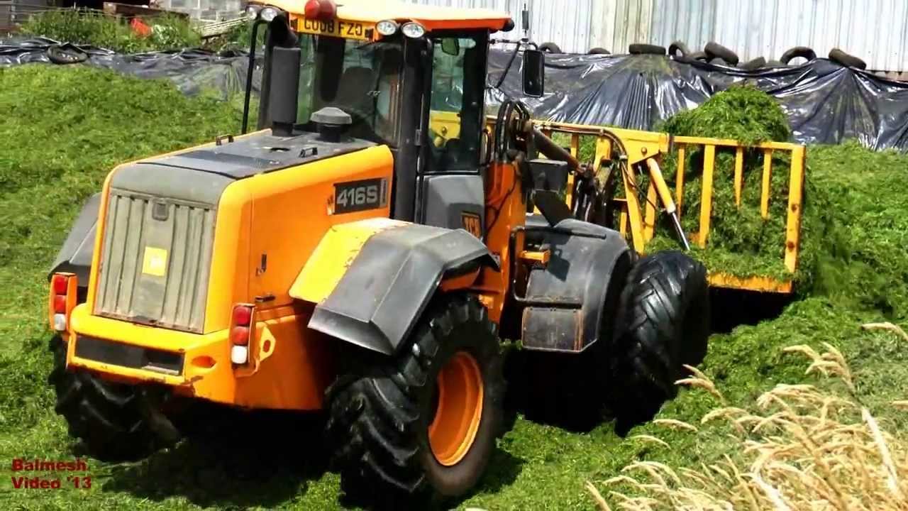 On the Pit. Grass Silage Storage and Compression. - YouTube
