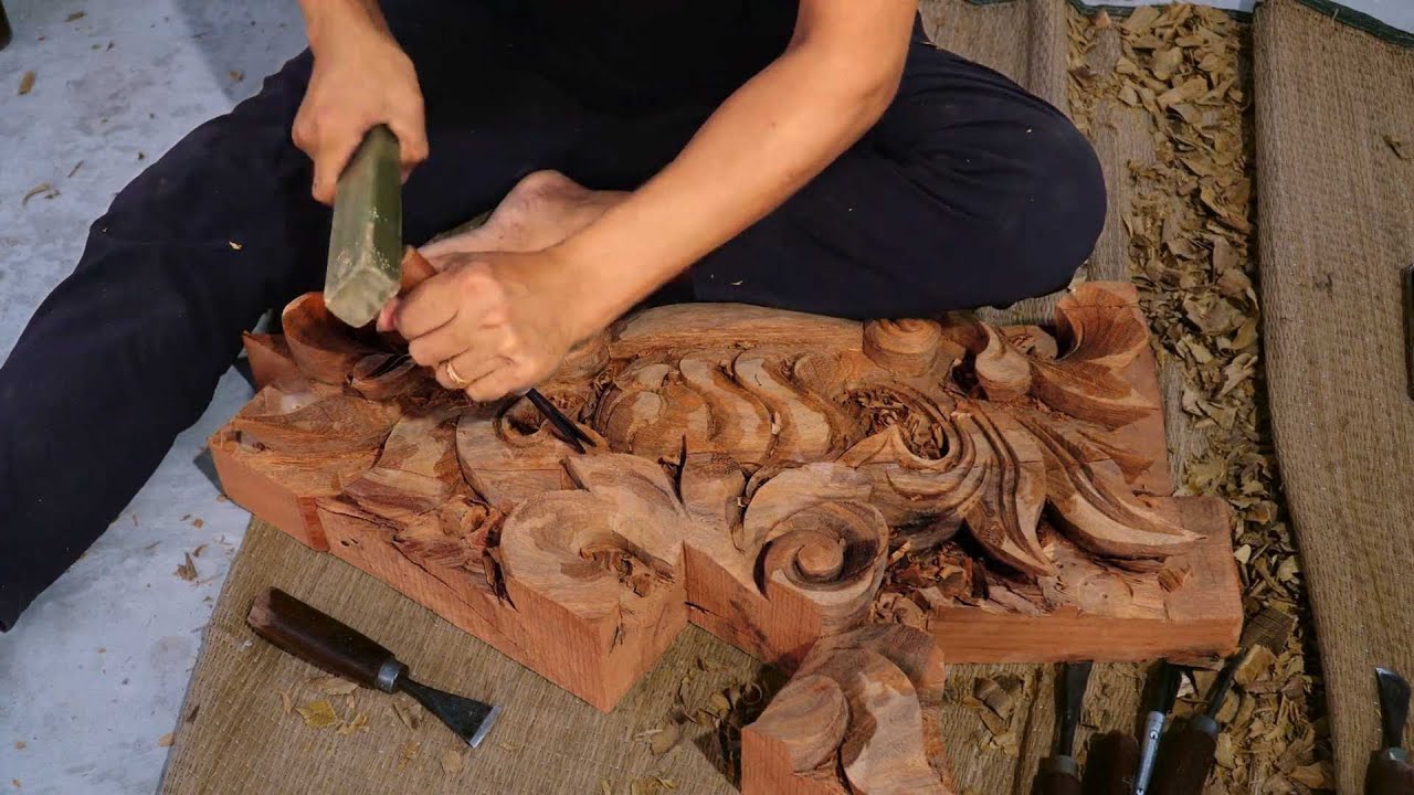 ASMR Wood Carving | The process of hand carving a wood piece - YouTube