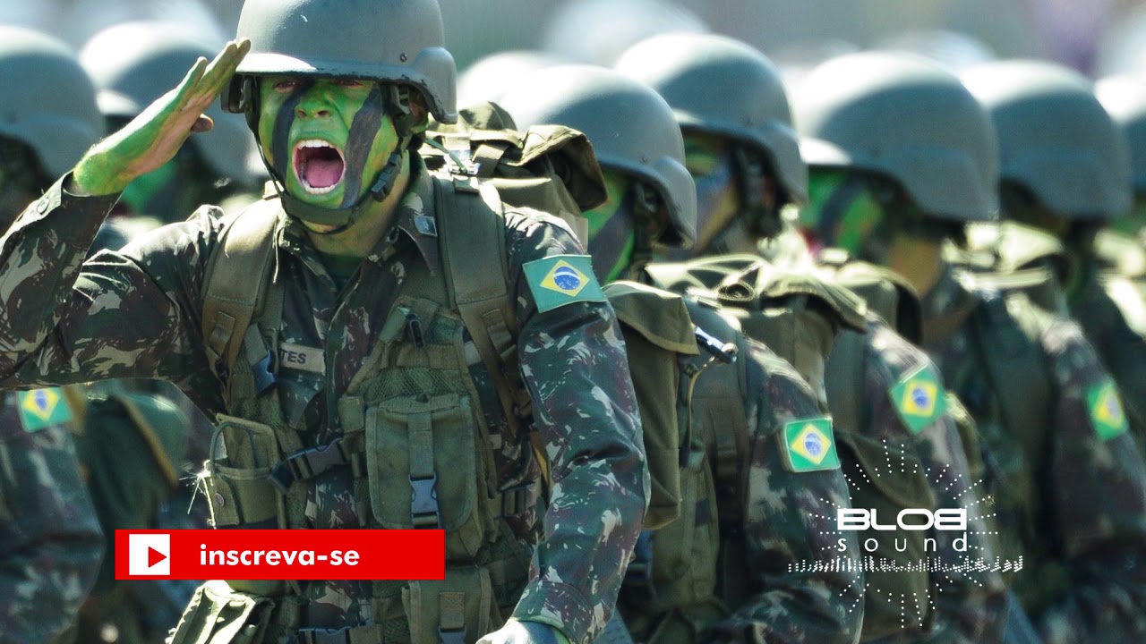 Soldados Do Exercito Americano Marchando