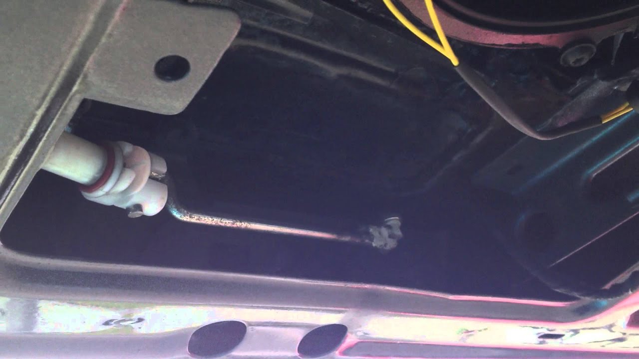 VW Golf MK4 with MK5 Boot Handle - YouTube