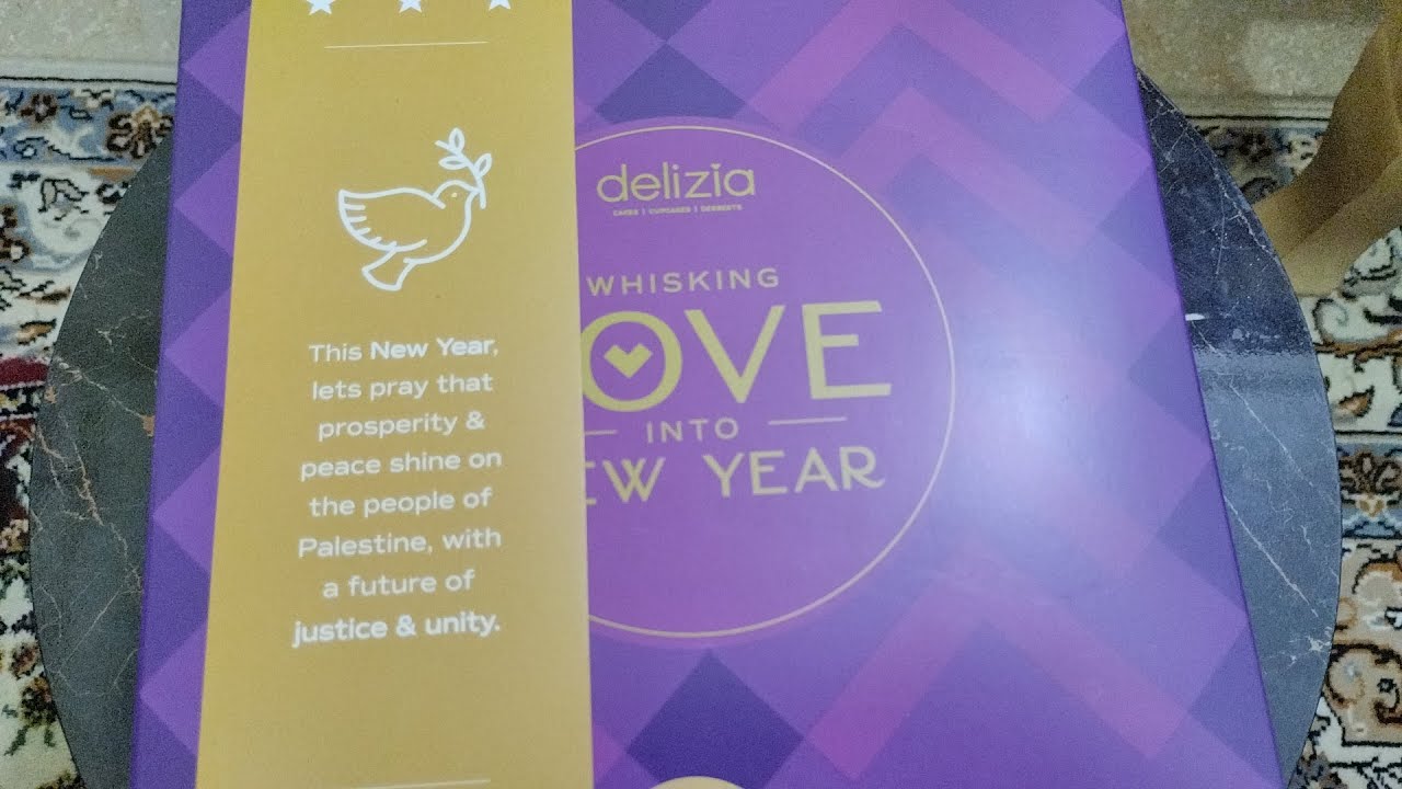 Delizia Cake Unboxing - YouTube