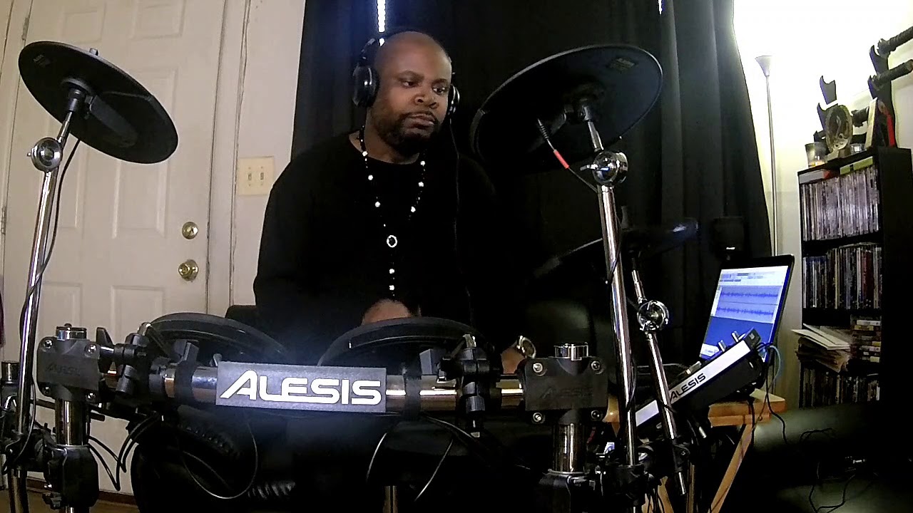 Alesis Forge Drum Kit..GRoovin to some Drumless Tracks - YouTube