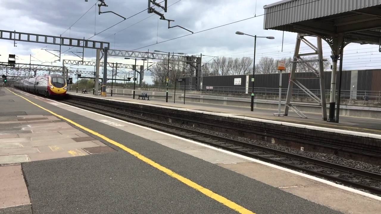 23-04-16 - Nuneaton Station - YouTube