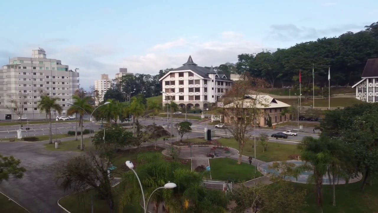 Prefeitura e Fórum de Brusque, SC, Brasil - YouTube