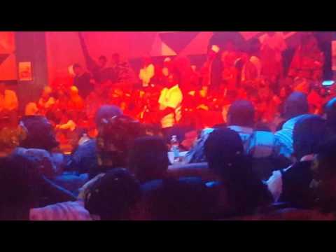 DEZ ALTINO TUERIE LIVE ITALIA