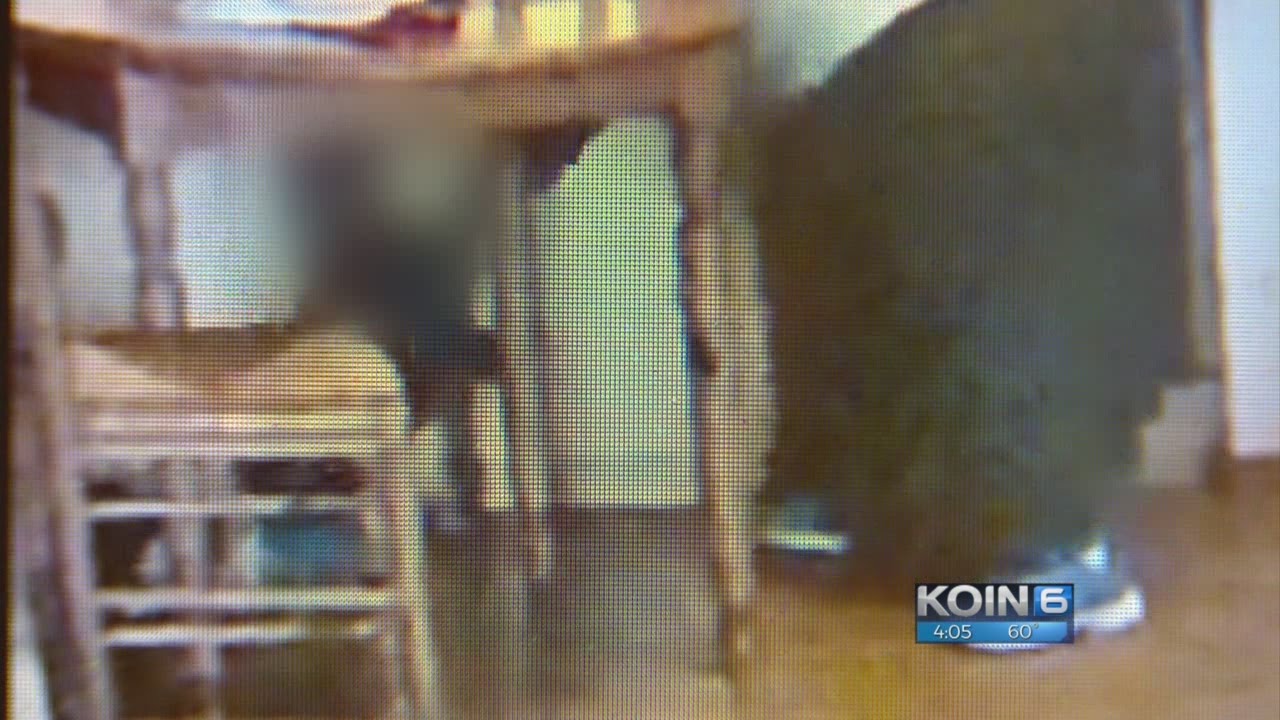 Mom catches nanny mistreating kids on camera - YouTube