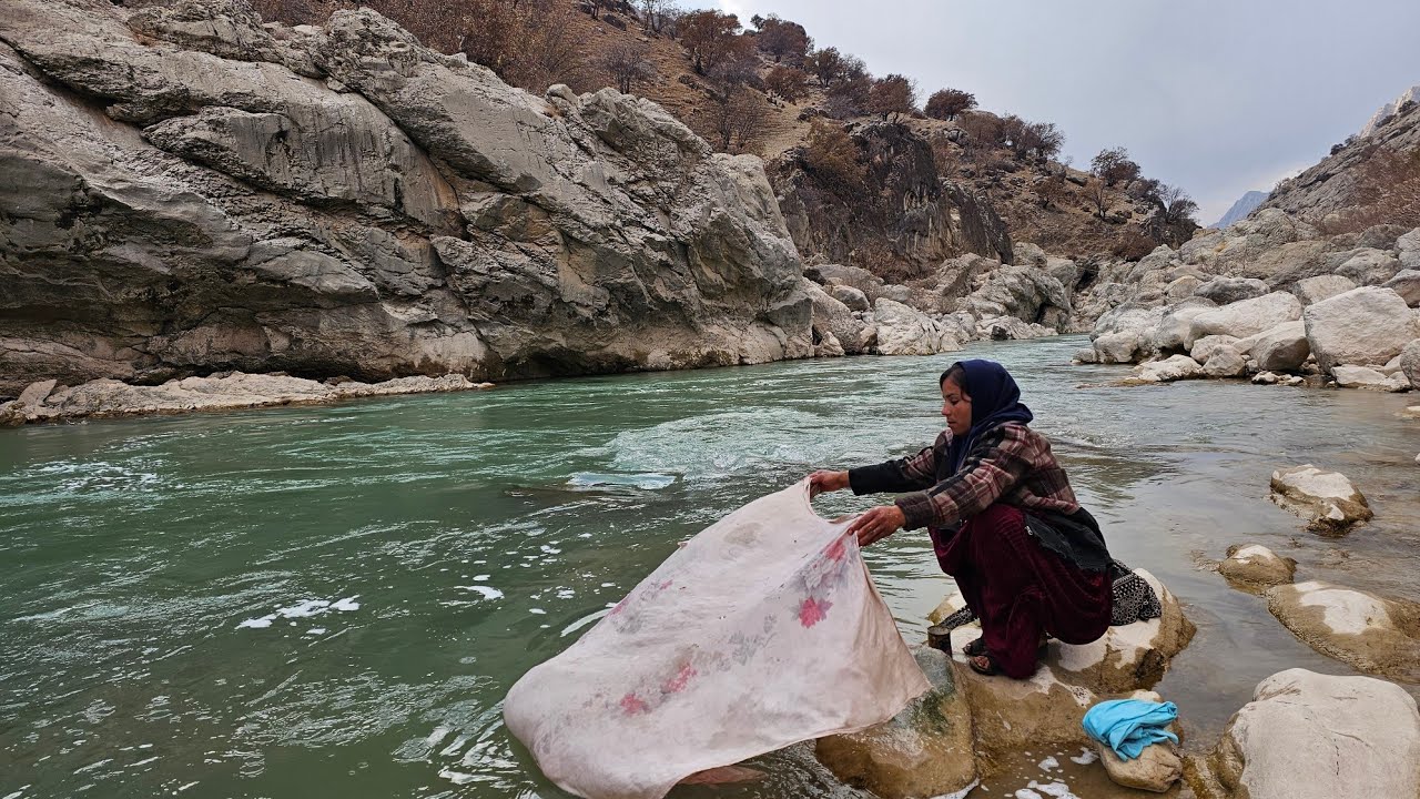 Nomadic life. Toilets and washing clothes in the roaring river - YouTube