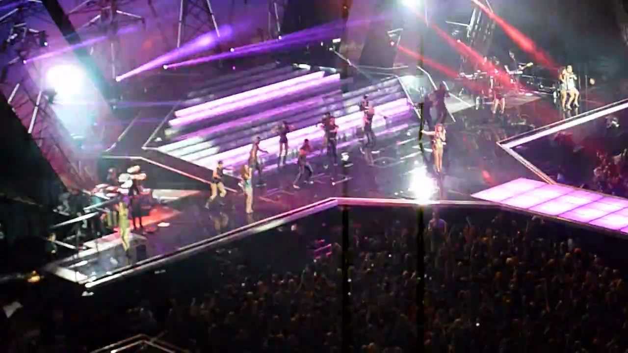 Girls Aloud - Jump, Ten - The Hits Tour at The O2 - YouTube