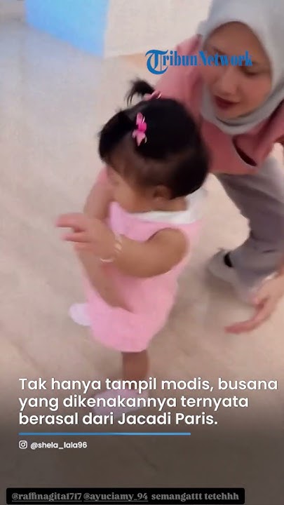 Jalan-jalan ke Mal, Intip Gaya Mewah Baby Lily Pakai Setelan Mahal, Outfitnya Dibanderol ...