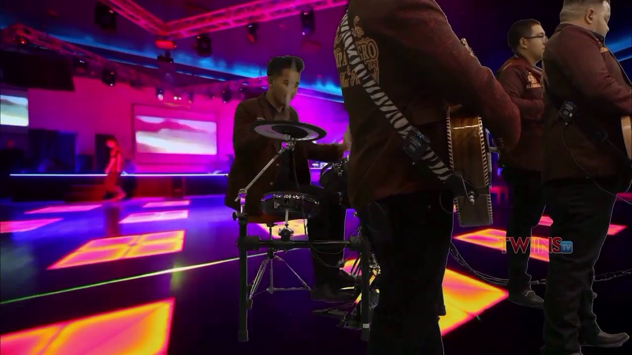 El Quesito - El Compa Negro en vivo (2017) - YouTube