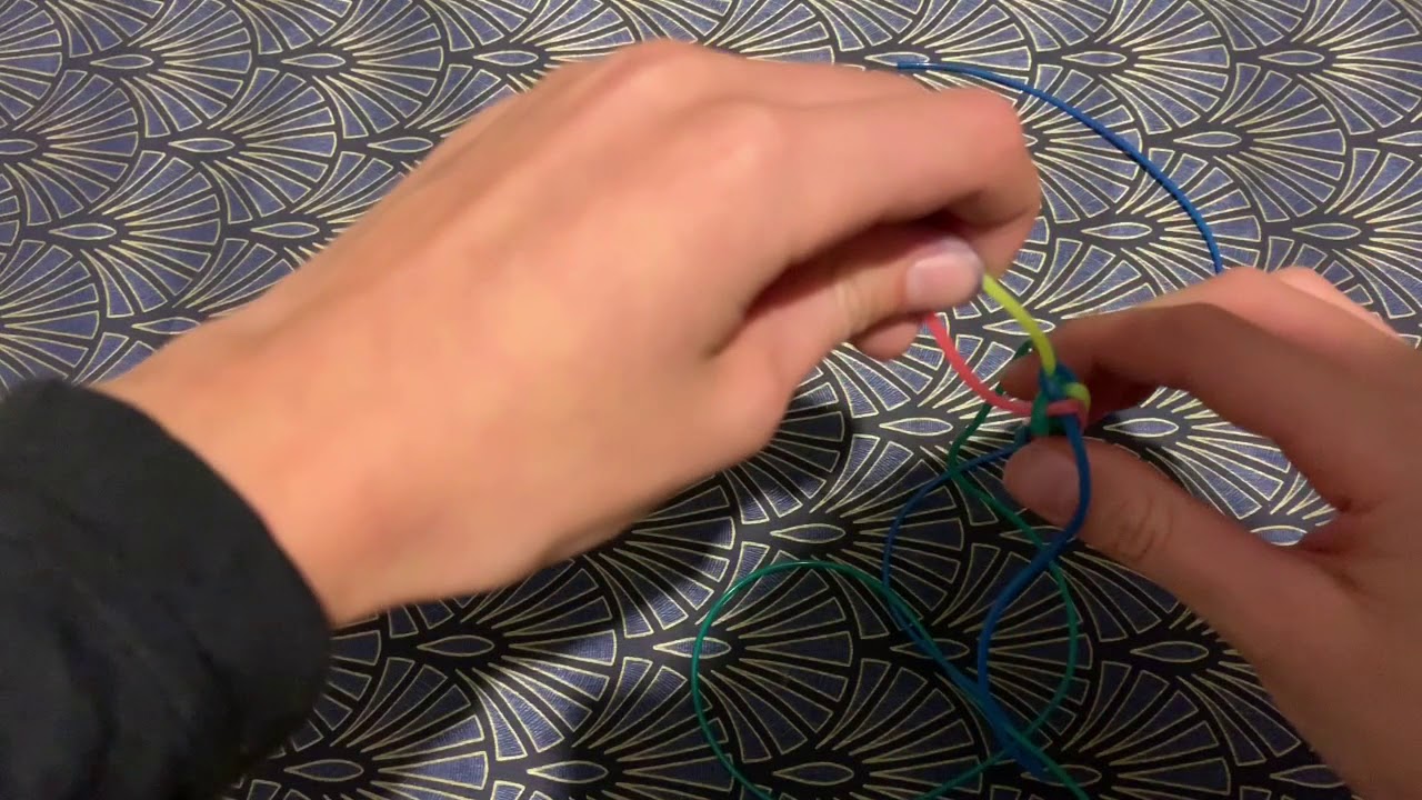 💀Comment faire un scoubidou? tutoriel pour scoubidou carré et rond ...