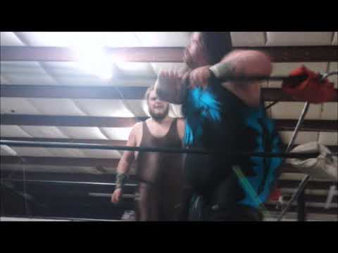Savin Roberts vs John Bishop 12 08 18 TWA - YouTube