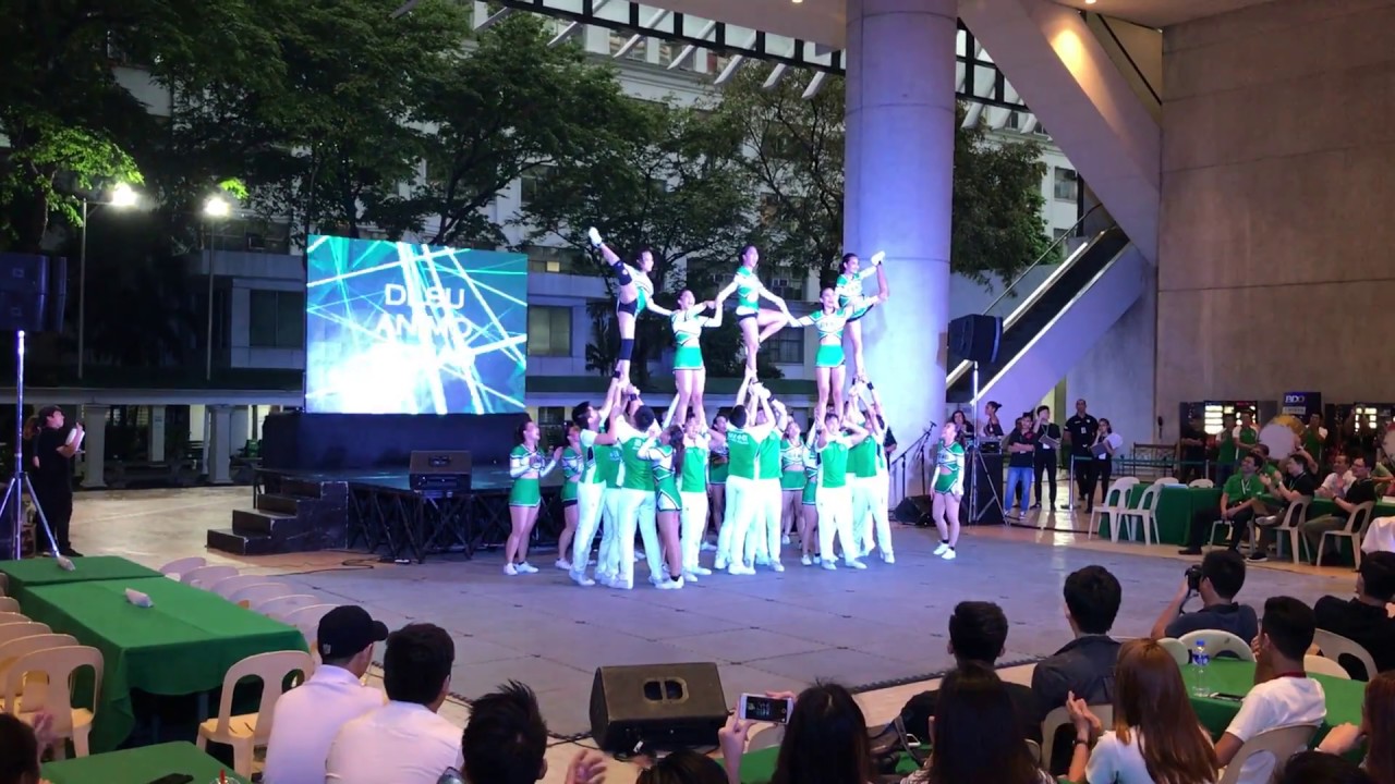 DLSU Animo Squad - Animo Yearend Thanksgiving 2017 Performance - YouTube