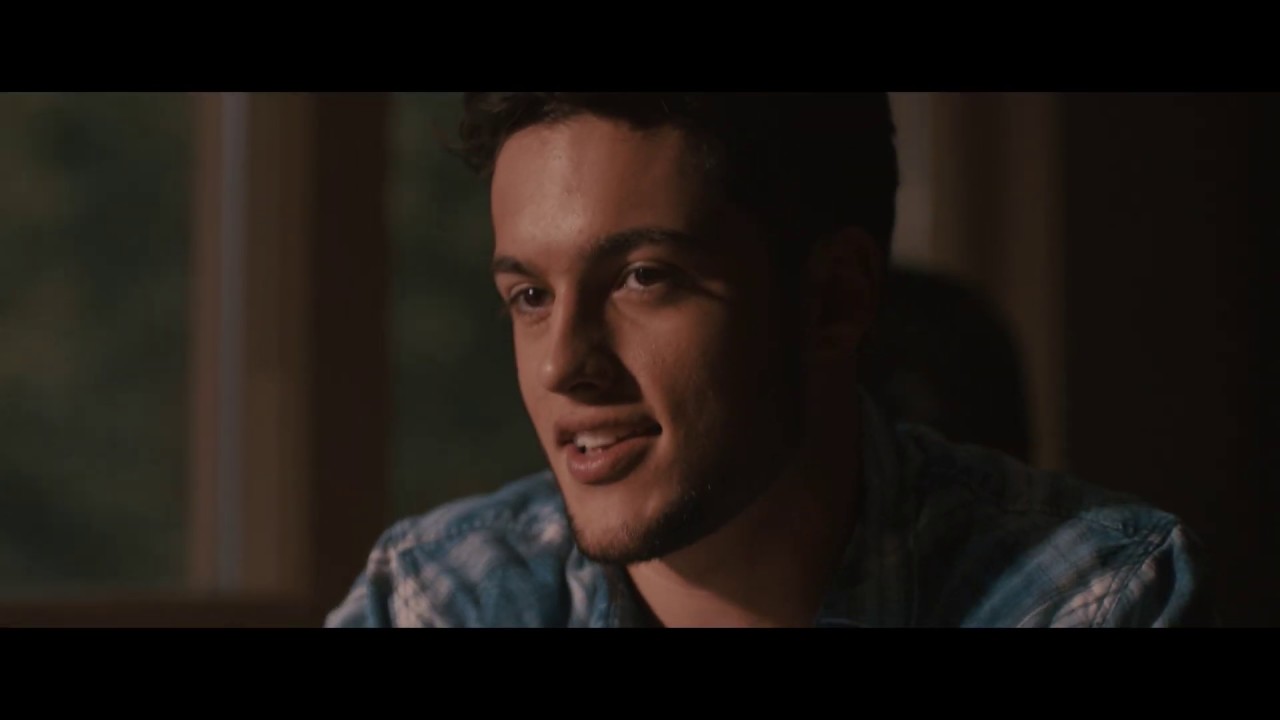 'American Idol' finalist from Bossier City Garrett Jacobs singing in ...