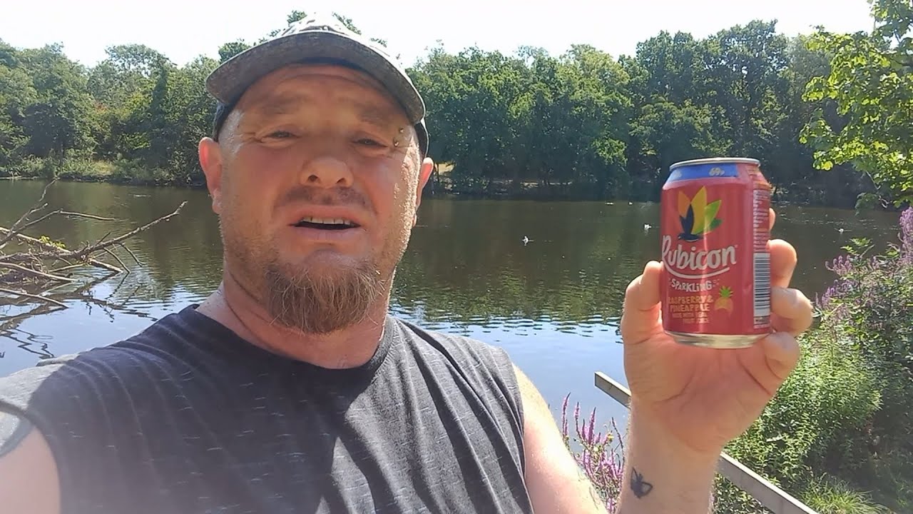 Lord's drinks reviews #134 ~ Rubicon Raspberry & Pineapple - YouTube