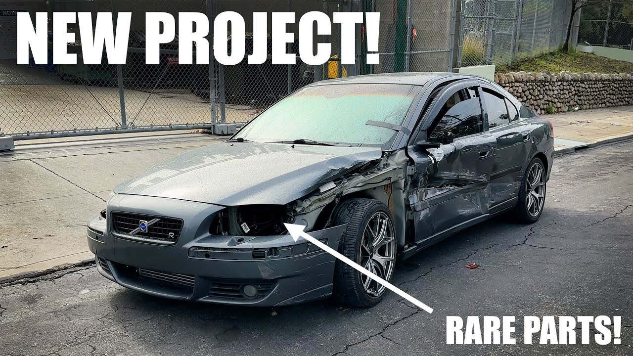 I Bought a Crashed Volvo S60R for cheap... - YouTube