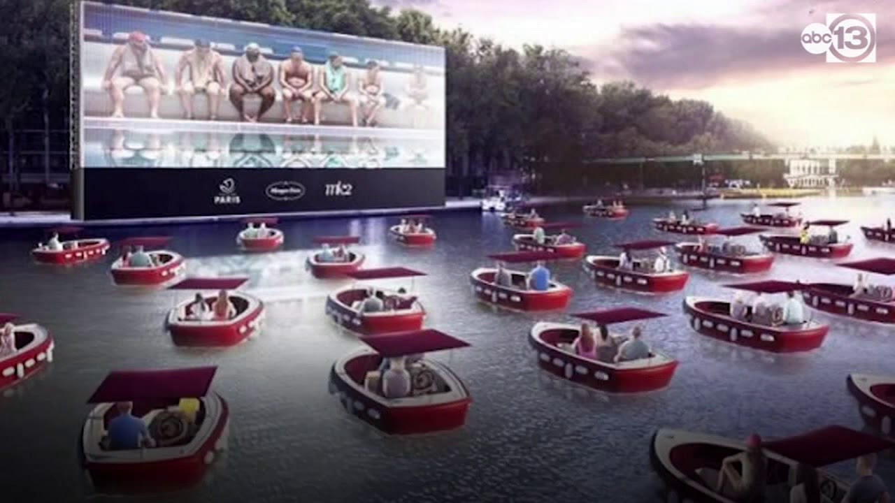 'Floating cinema' movie experience sails into Houston - YouTube