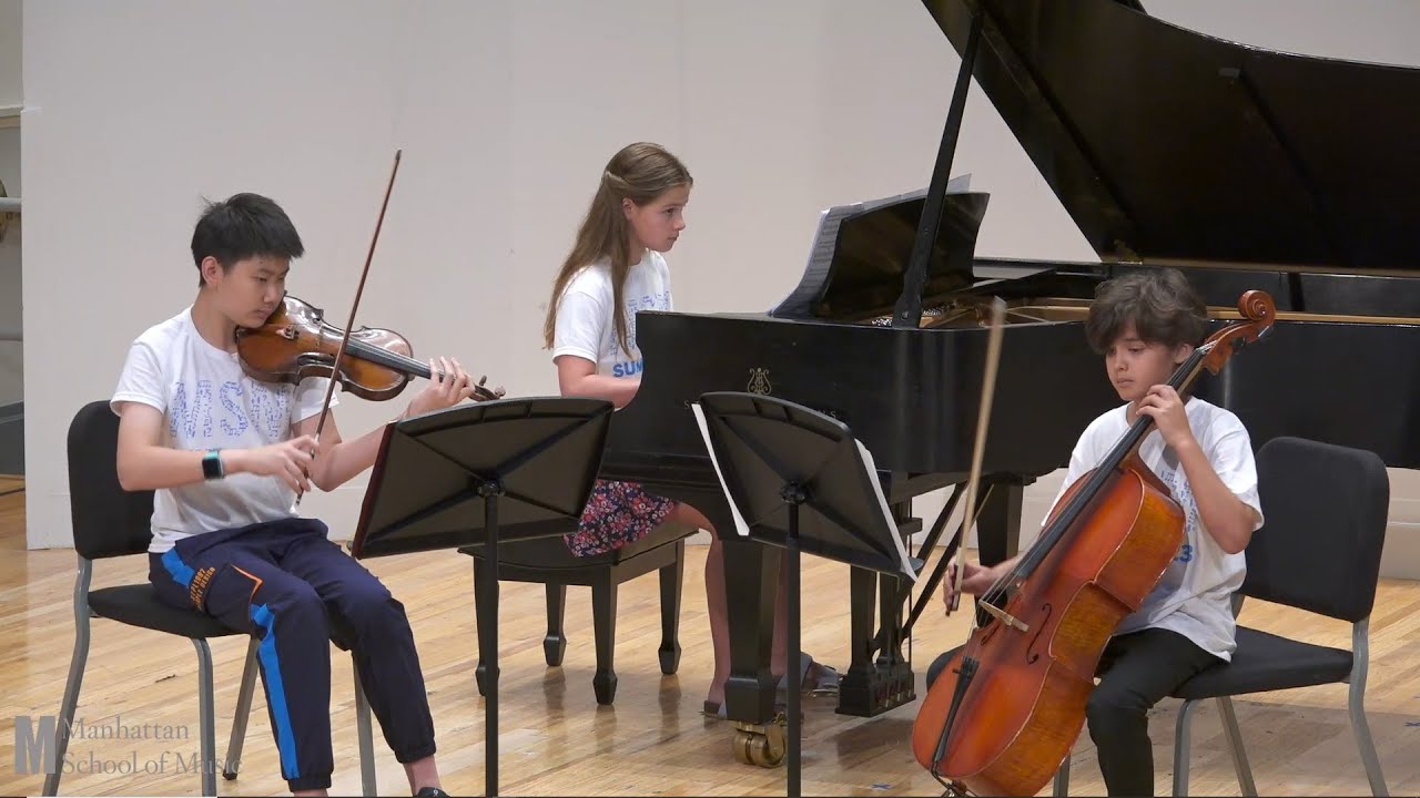 Kate Brinton at the Manhattan School of Music - YouTube