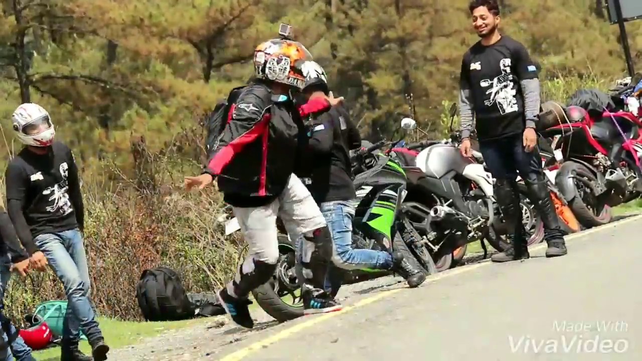 Crazy biker dancing IBW iconic 5 ride - YouTube