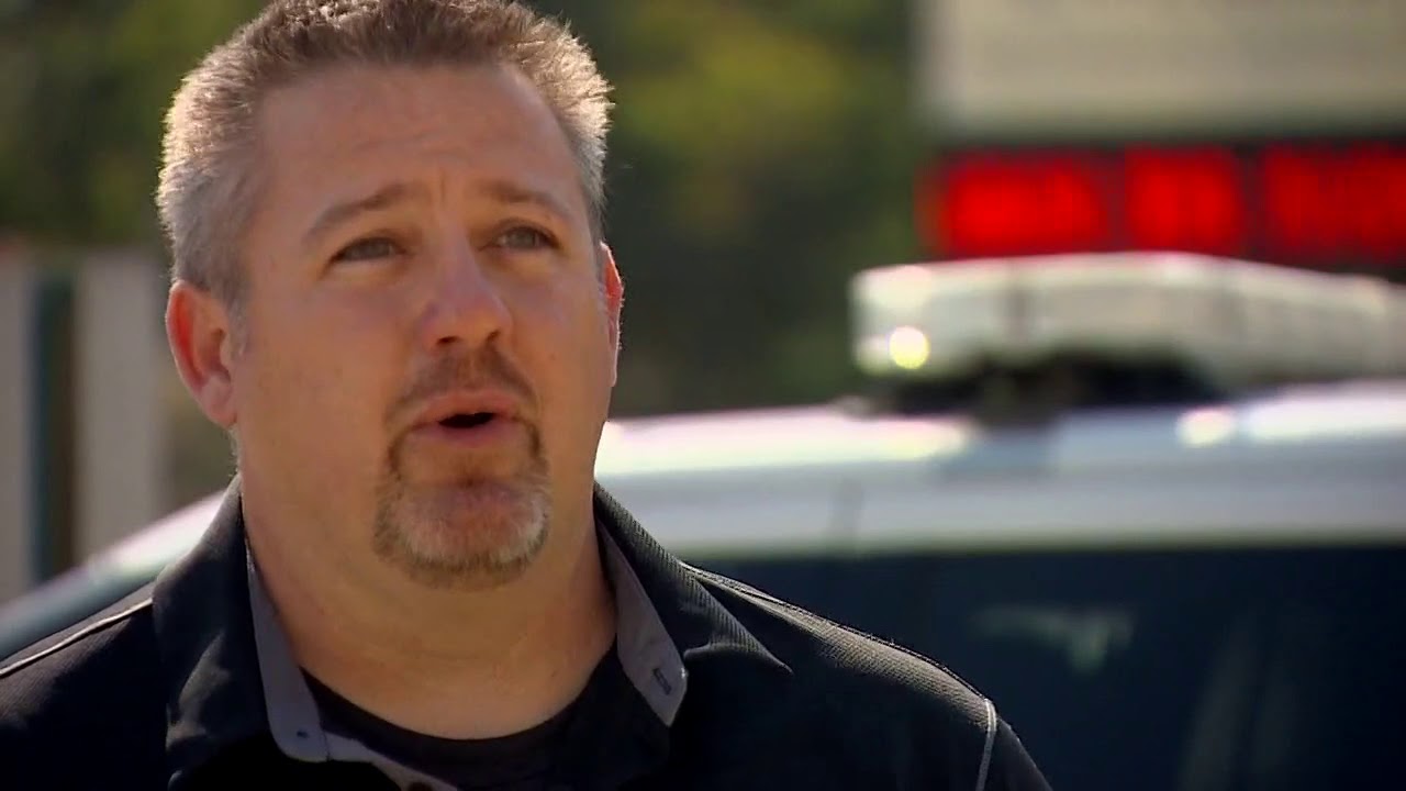 Everman Police Officer, FW firefighter save teen from raging fire Right ...