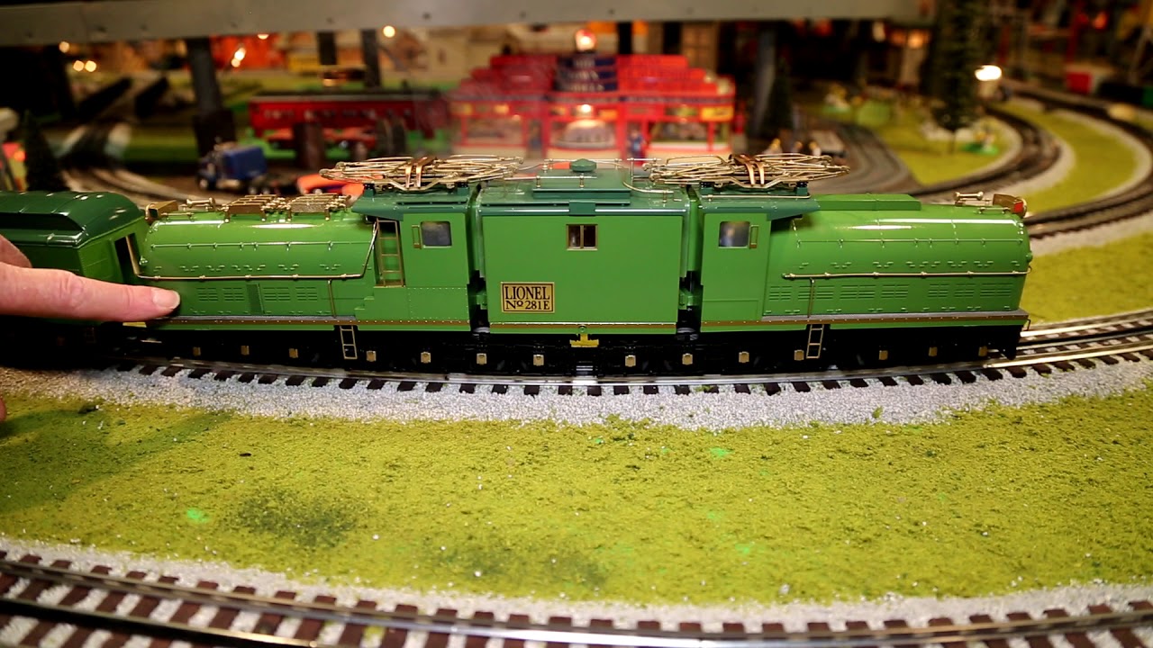 CLRC Reviews Lionel's Bi-Polar State Set - YouTube