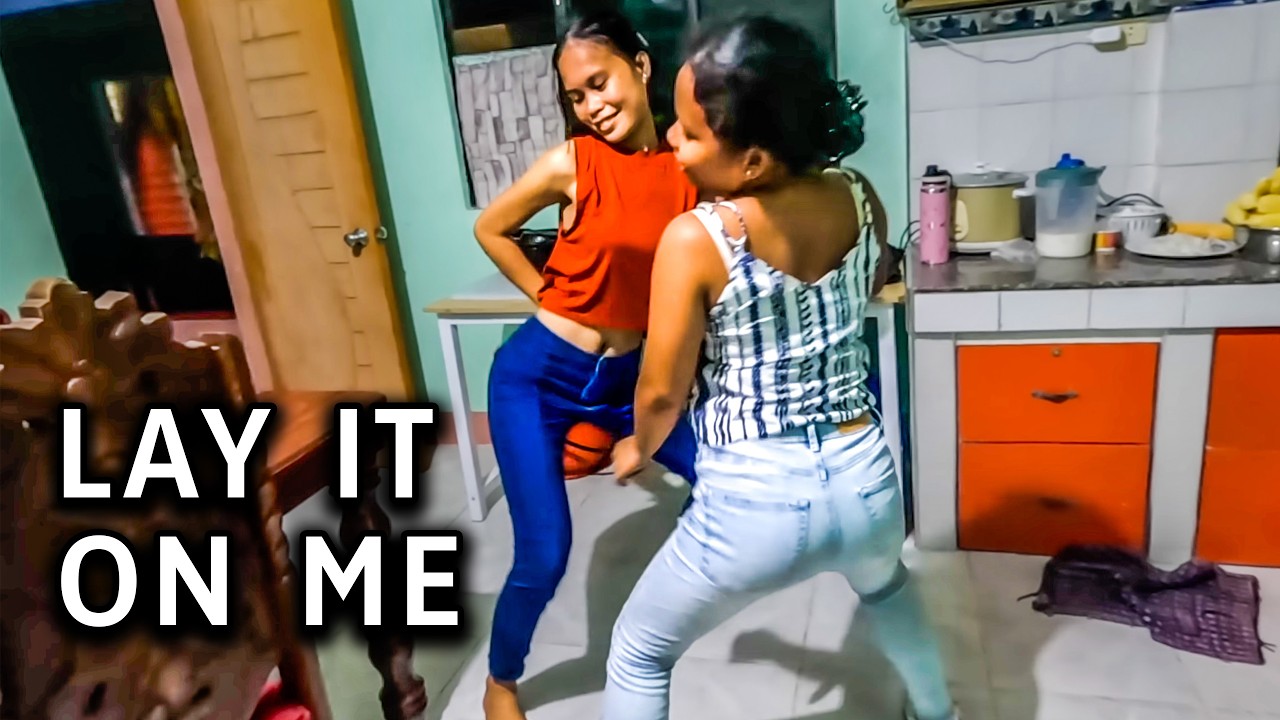 Flo and Pia Lay It On Me - Kid Rock [EXPLICIT LYRICS] - YouTube