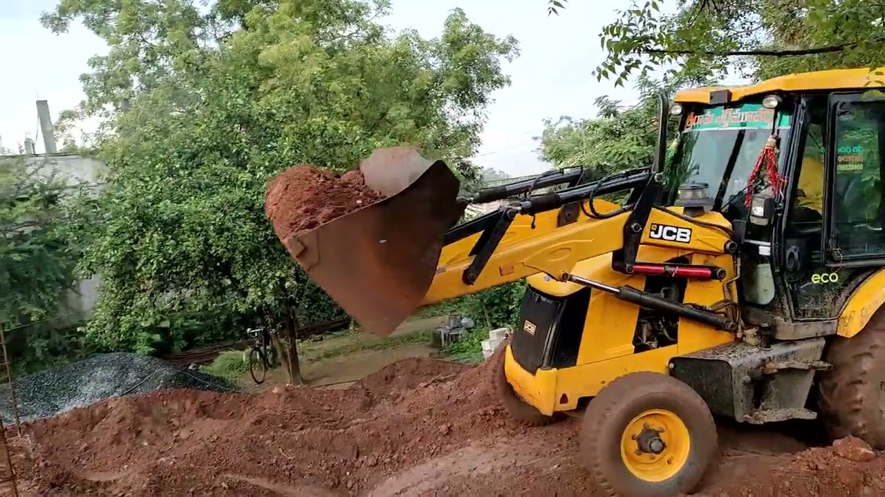 JCB working (Pushing and Leveling Soil) @MD JCB XPERT @Tractorspotter # ...