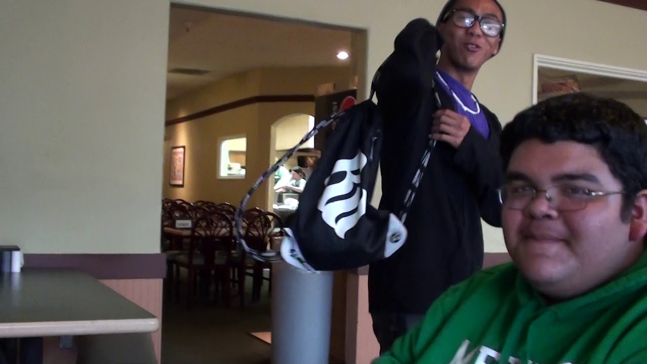 2010 Eli Beat-Boxing - YouTube