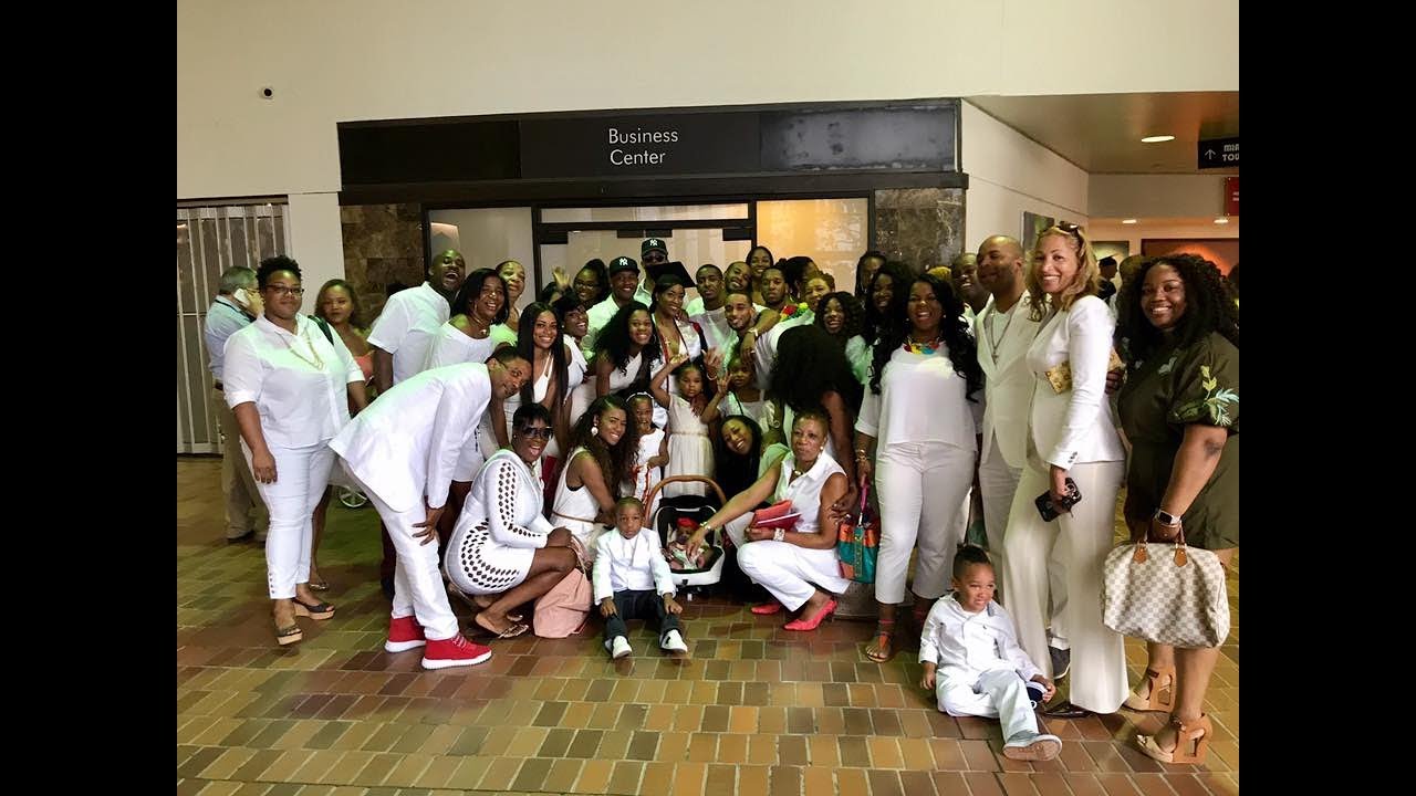 ISSA BADDIE WITH A DEGREE | MIAMI VYBES | VLOG #1 - YouTube