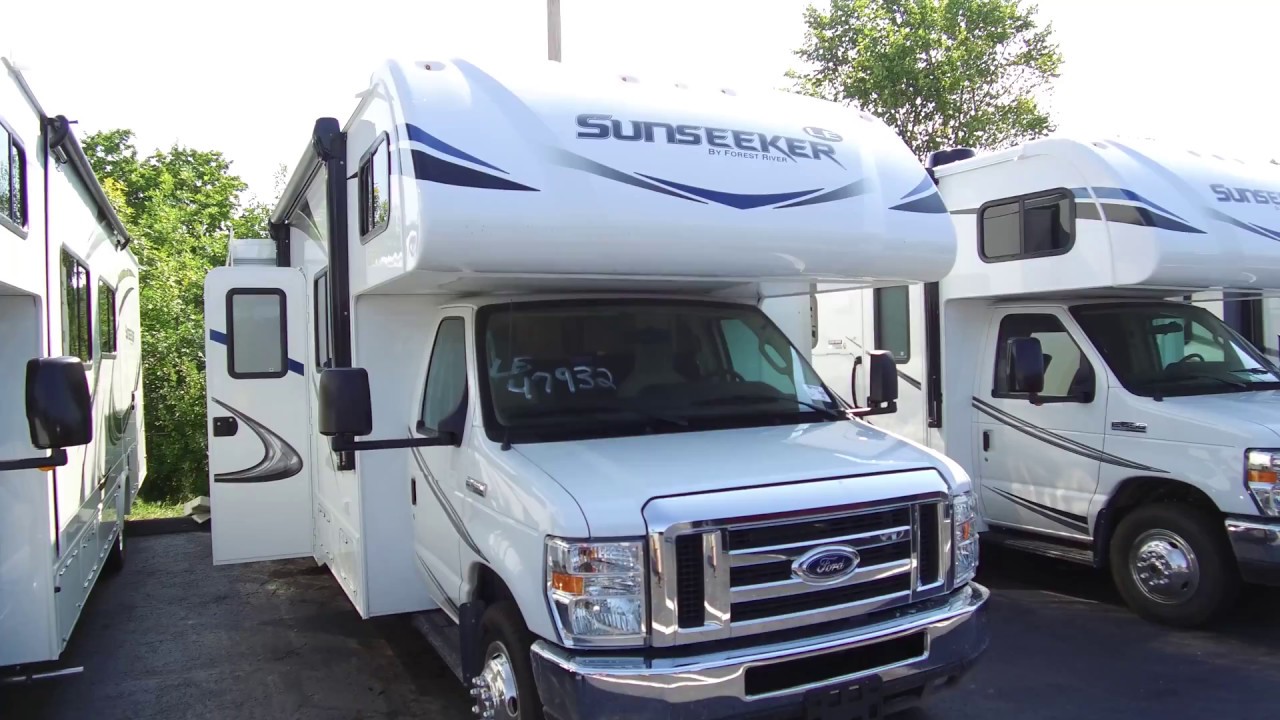 2019 Forest River Sunseeker 3250SLEF Class C Motorhome with Cherry ...