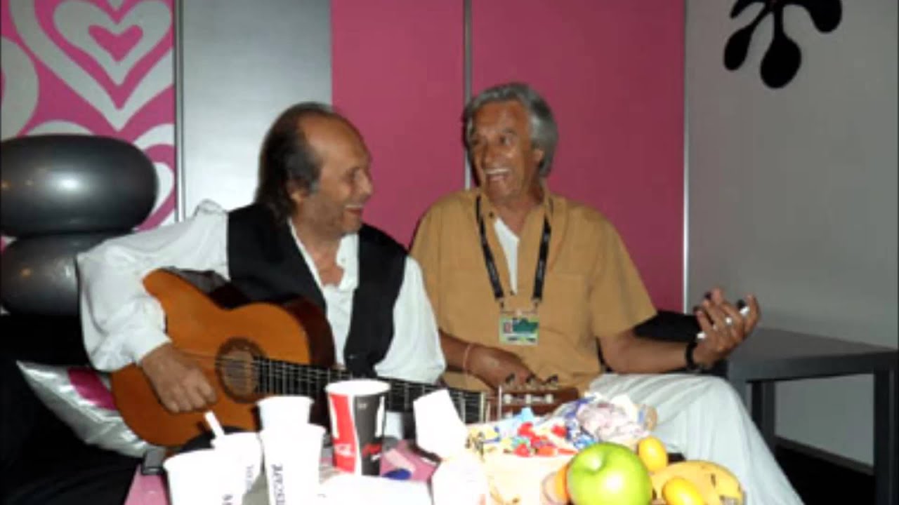 John Mclaughlin album black light song El Hombre Que Sabia - YouTube