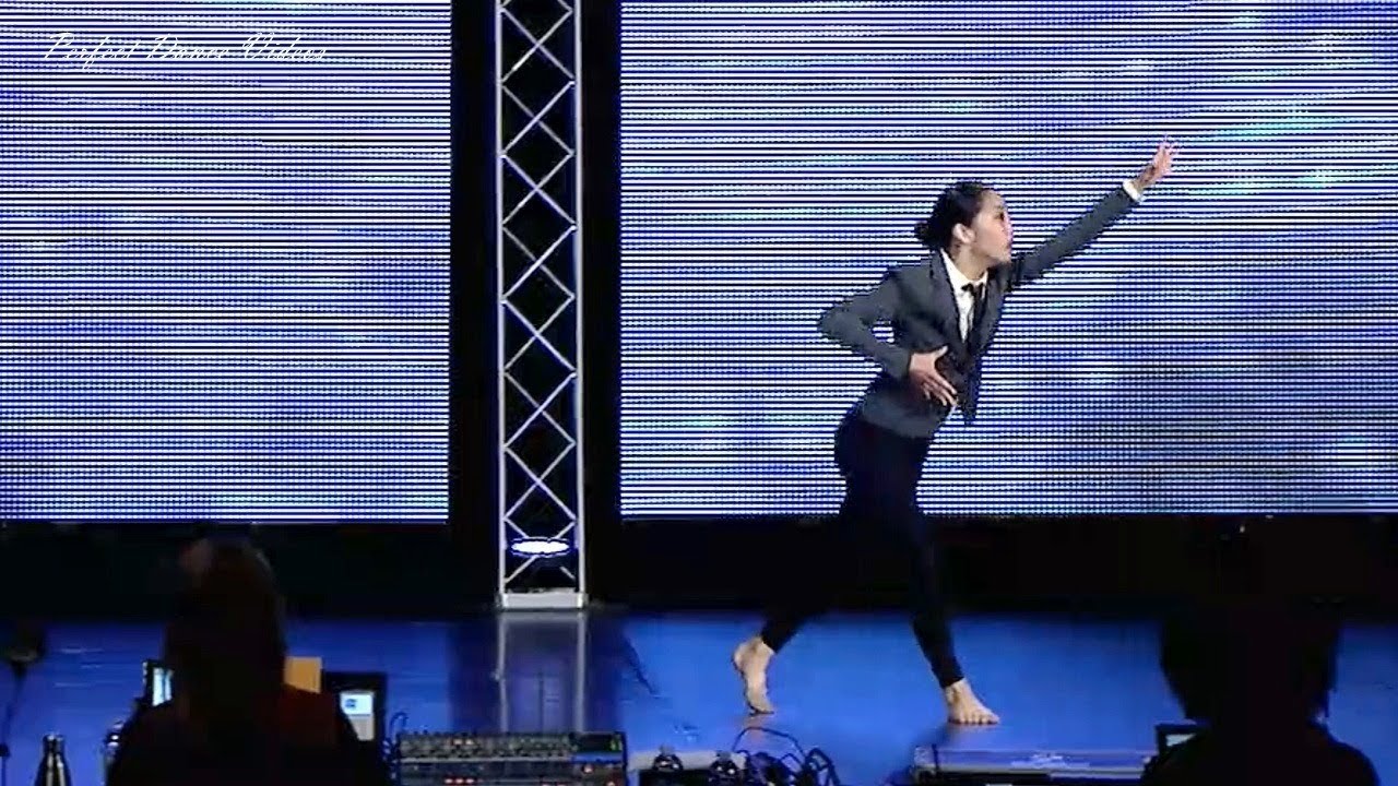 Hero. Alli Chu - YouTube