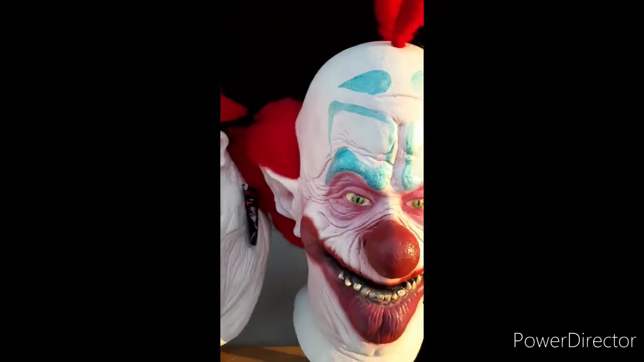 Mr. Halloween Trick or Treat Studios killer klowns from outer space ...