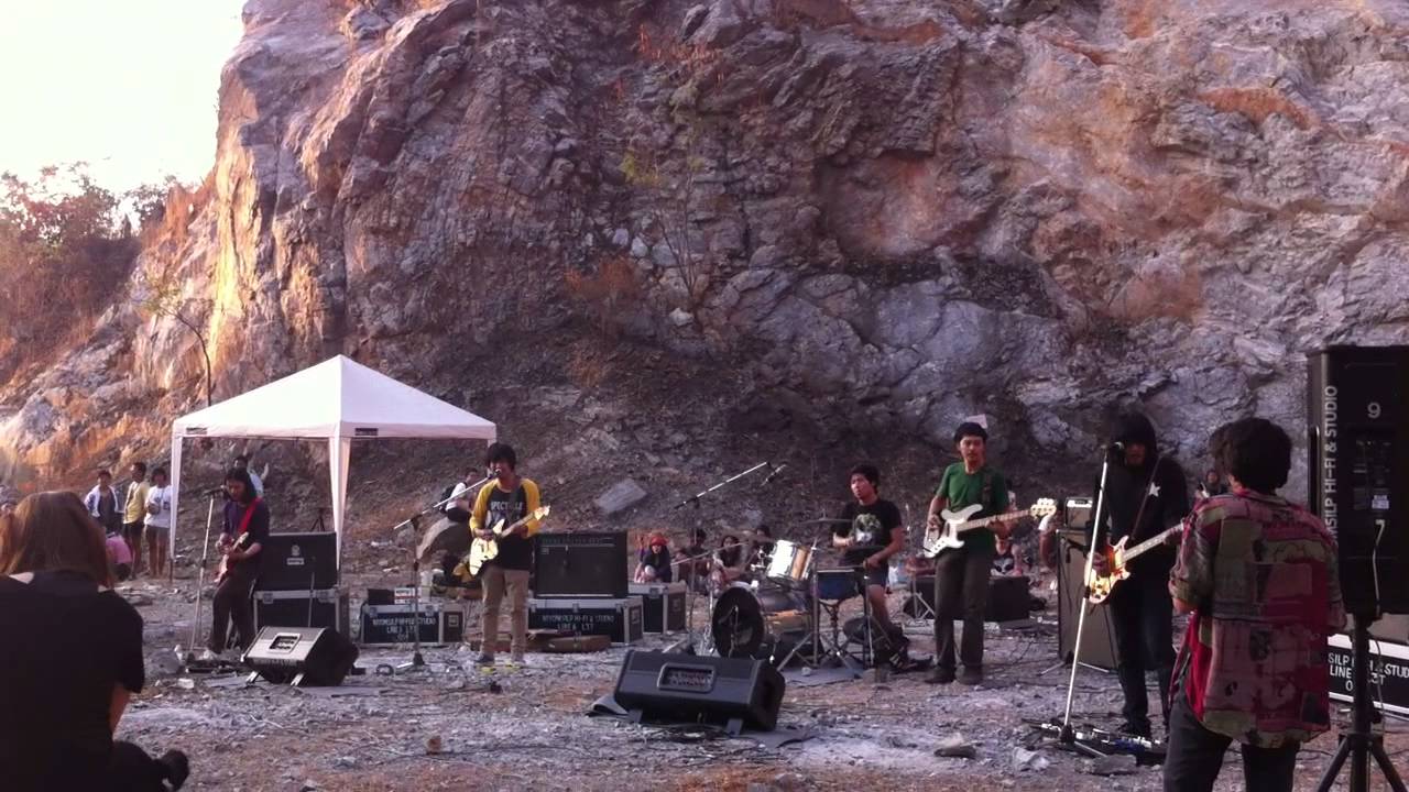 Desktop Error - น้ำค้าง (Stone Free Music Festival III) - YouTube