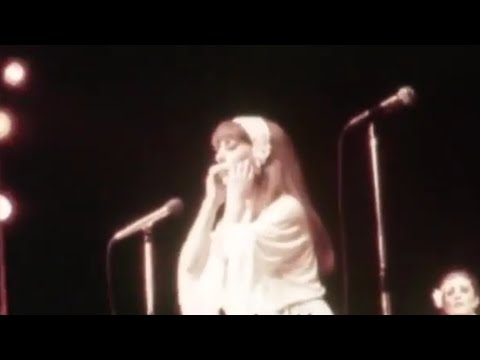 Fairuz - zouruni ( Live in London 1978)