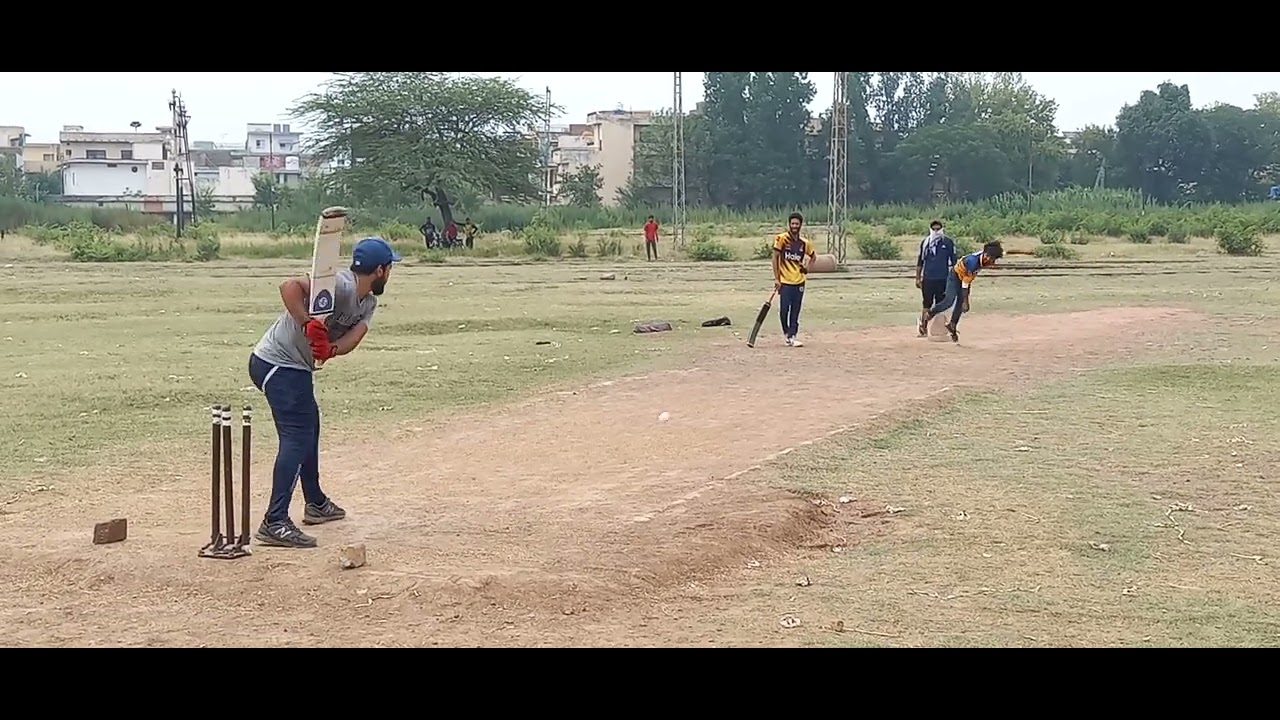 Ramzan joji, Sunny, faizi in action (supper 4 cricket league) - YouTube
