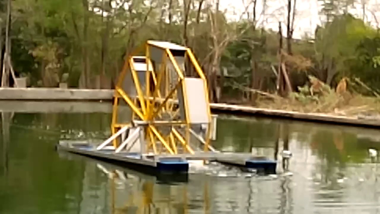 Solar Water Wheel Low Speed Surface Aerator - YouTube