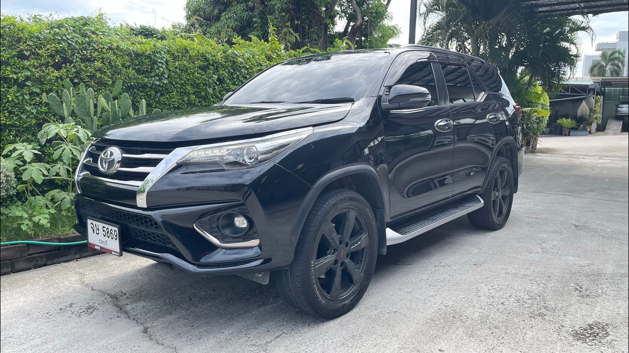 Toyota Fortuner 2.8 TRD 4WD ปี 2018 - YouTube