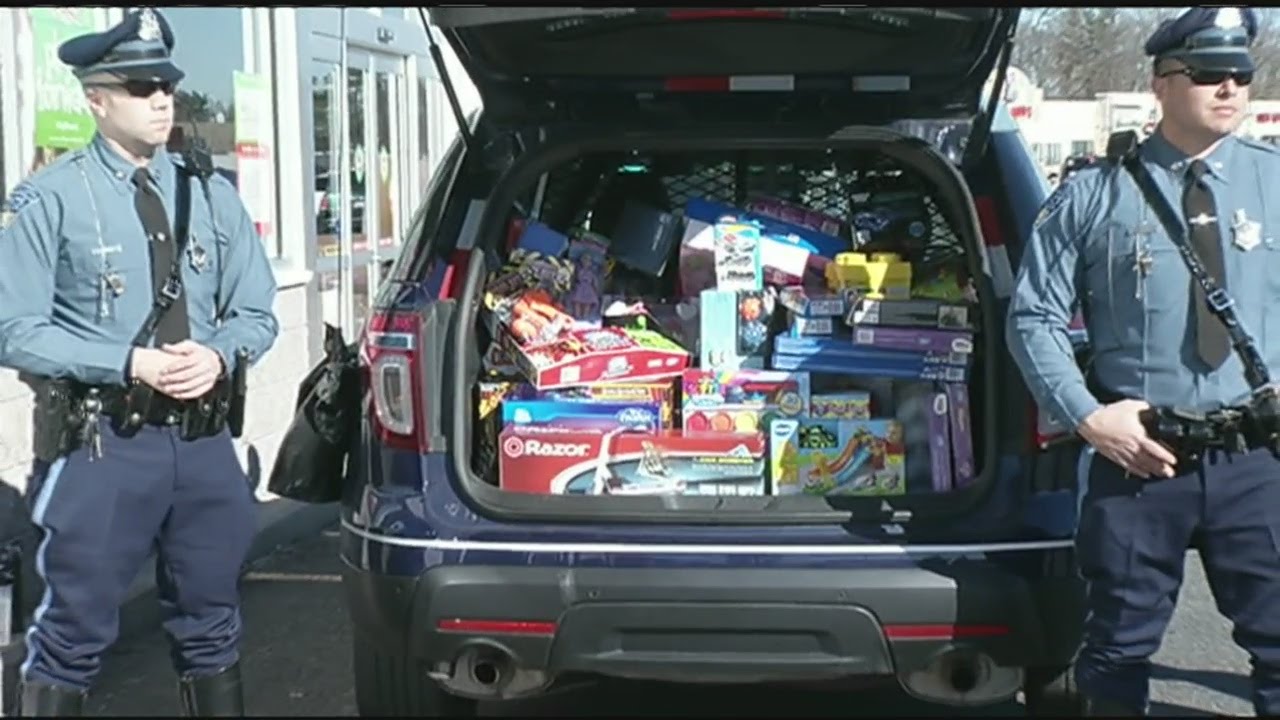 Mass. State Police collect Toys for Tots - YouTube